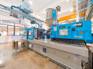 Injection Molding Machine: Types, Brands, Prices - Ultimate Guide
