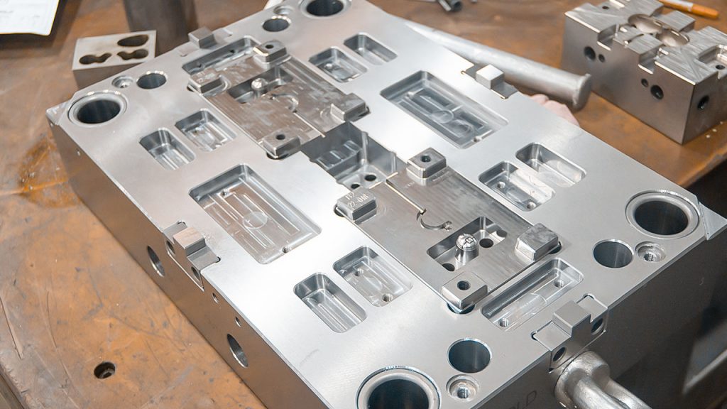 Variations of Mold Texture and Mold Surface Texture